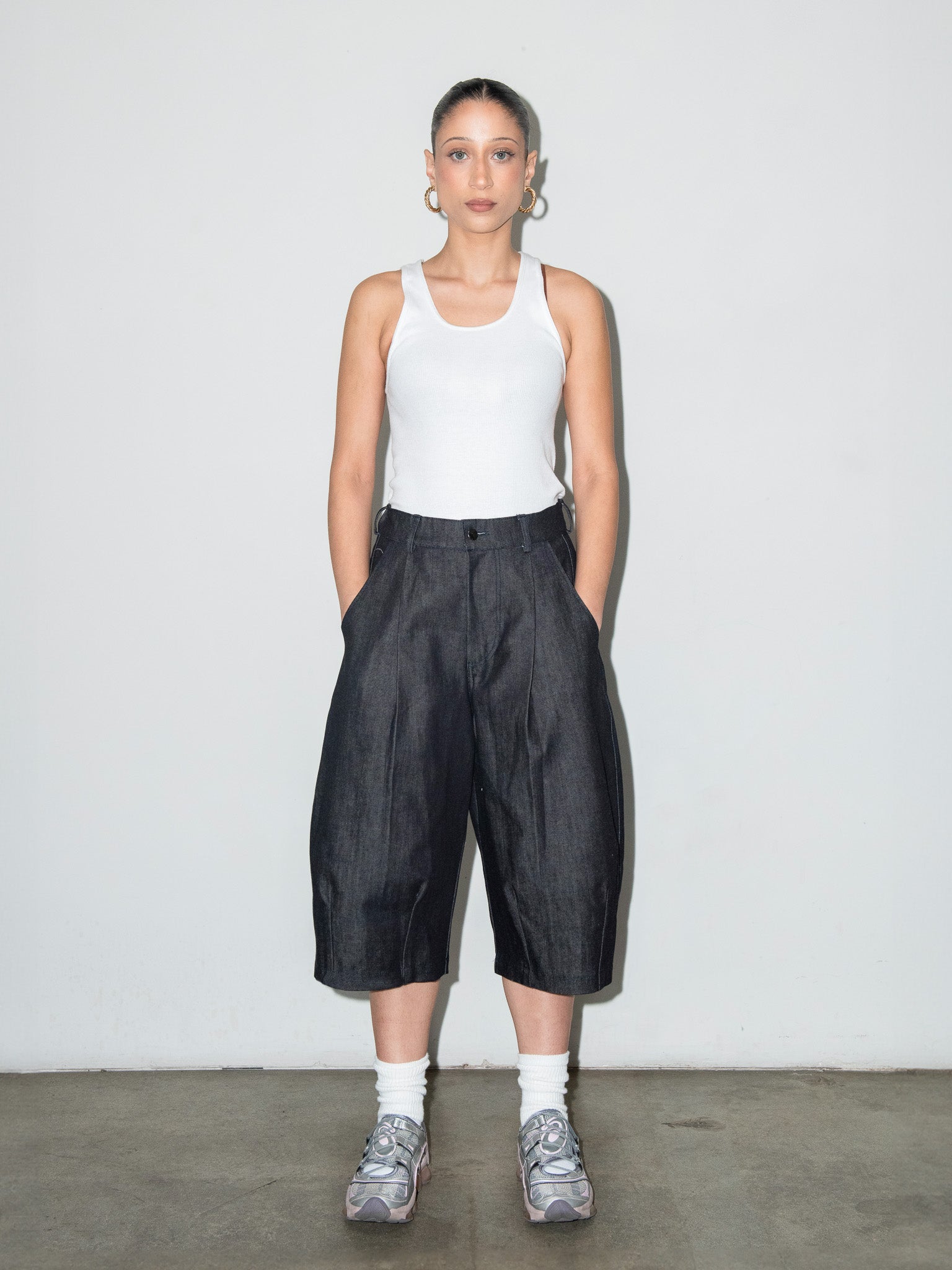 SHANTS IN DENIM – STREET GRANDMA